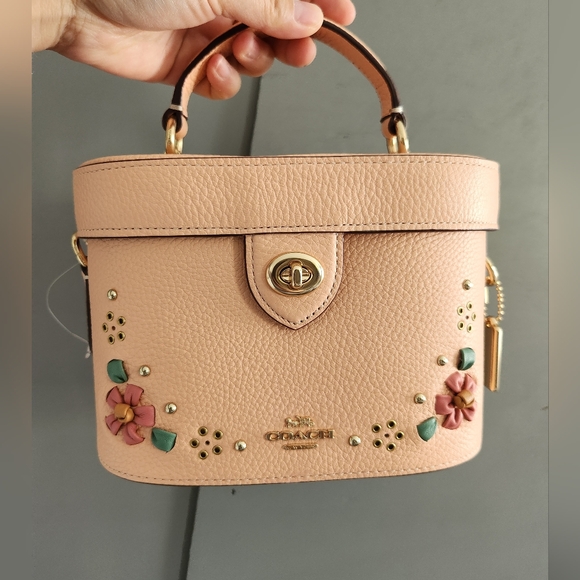 Coach | Bags | Coach Kay Crossbody With Floral Whipstitch | Poshmark